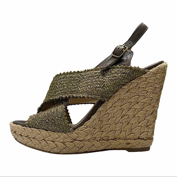 Stuart Weitzman | Shoes | Stuart Weitzman Olive Raffia Toogood Alex ...